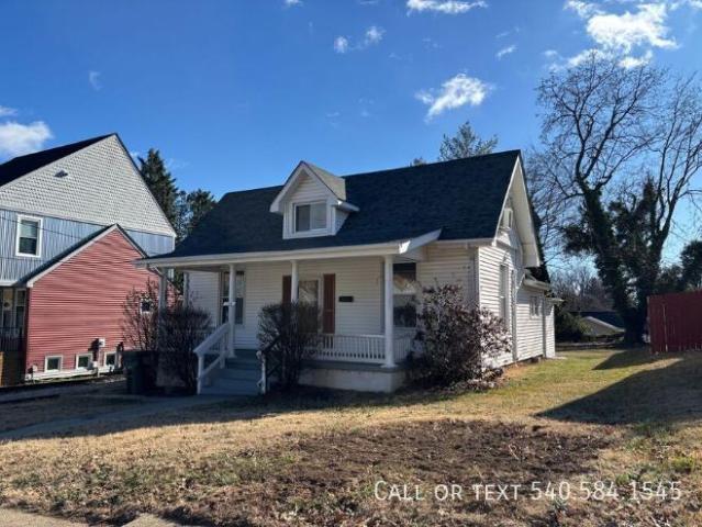 3 Br, 1 bath, Single Family 14 W Carrollton Avenue