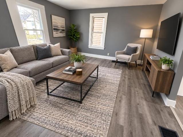 3 Br, 1 bath, Single Family 1507 Stark Ave SW