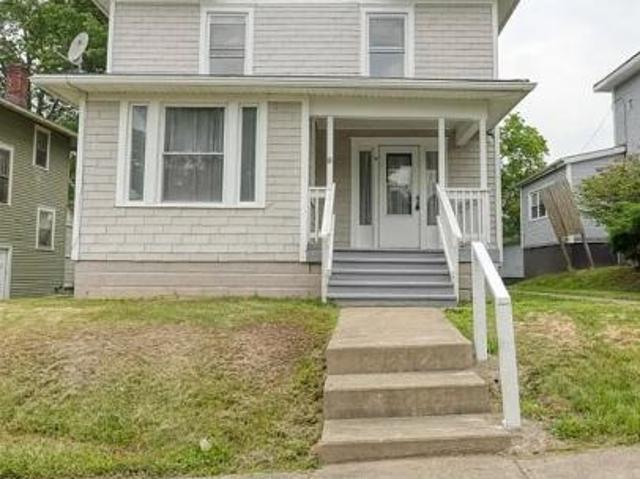 3 Br, 1 bath, Single Family 1515 Stewart Ave