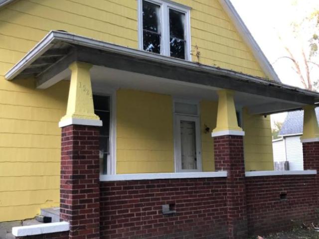 3 Br, 1 bath, Single Family 1524 E Praire St