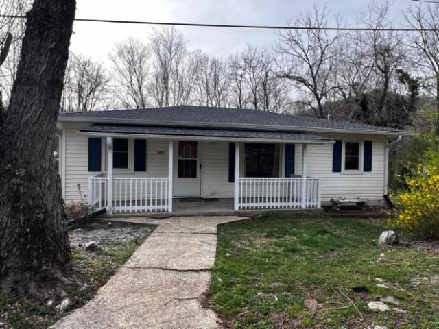 3 Br, 1 bath, Single Family 157 N Redtown Rd