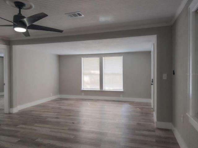 3 Br, 1 bath, Single Family 1579 S Washington Ave