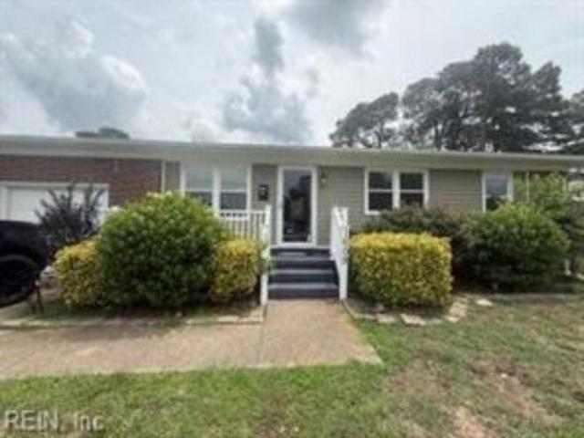 3 Br, 1 bath, Single Family 1609 Cavalier Blvd