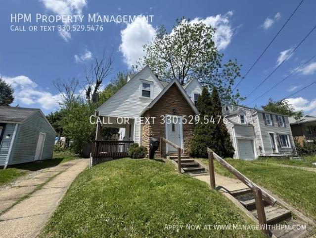 3 Br, 1 bath, Single Family 1613 Spring Ave NE