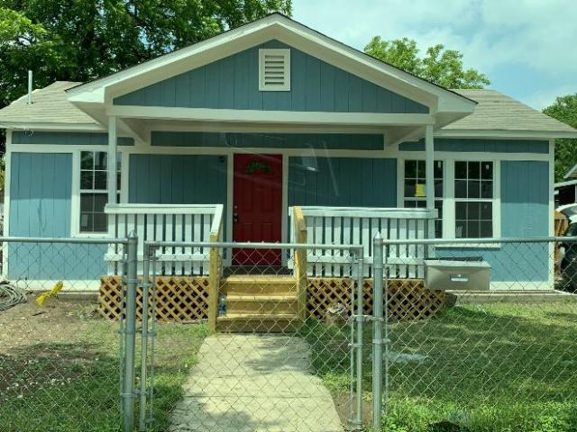 3 Br, 1 bath, Single Family 161 Kaine St