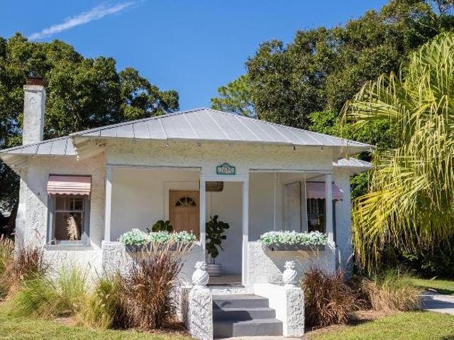 3 Br, 1 bath, Single Family 1645 34th Ave