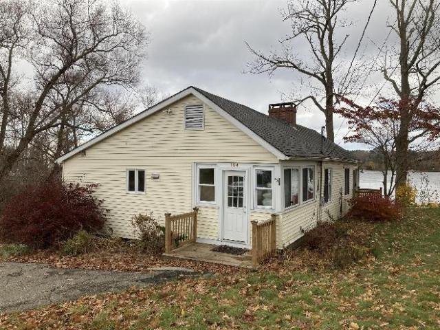 3 Br, 1 bath, Single Family 164 Shattuck Way