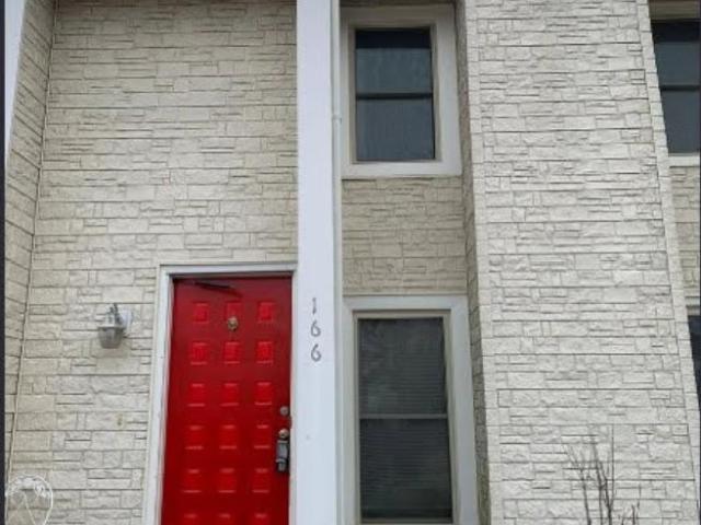 3 Br, 1 bath, Single Family 166 Thalia Trace Dr