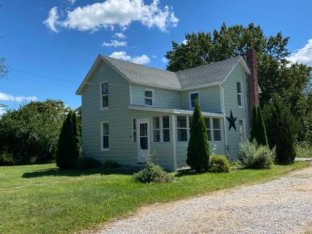 3 Br, 1 bath, Single Family 1712 Seiler Rd