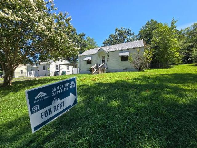 3 Br, 1 bath, Single Family 1715 Rockwood Rd