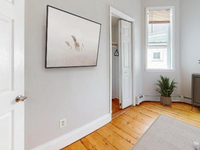 3 Br, 1 bath, Single Family 171 Trenton Street