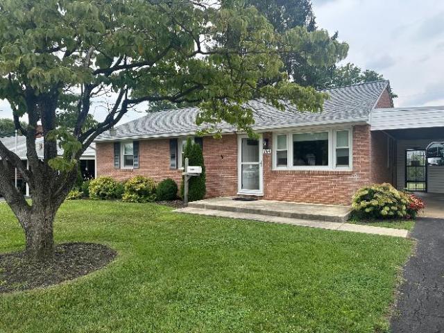 3 Br, 1 bath, Single Family 17314 Cloverleaf Rd