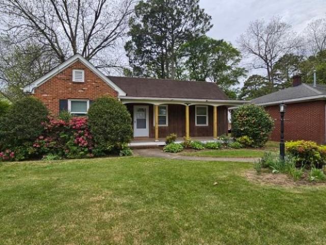 3 Br, 1 bath, Single Family 1739 Hancock Ave