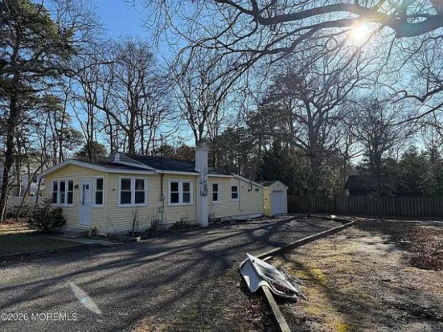 3 Br, 1 bath, Single Family 181 Tilton St
