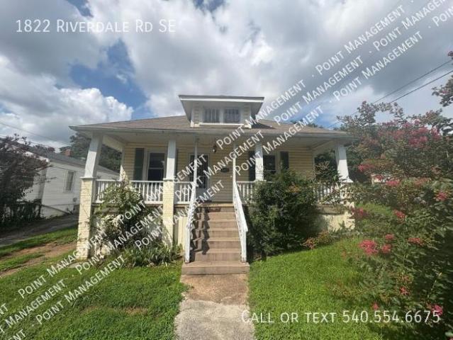 3 Br, 1 bath, Single Family 1822 Riverdale Rd SE