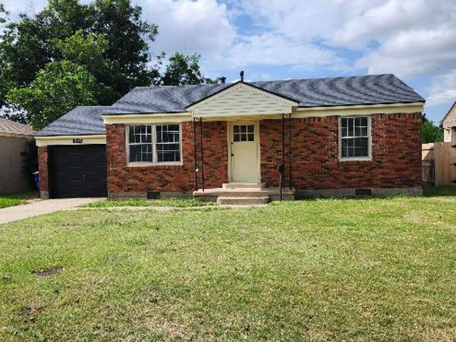 3 Br, 1 bath, Single Family 1833 Westchester Dr