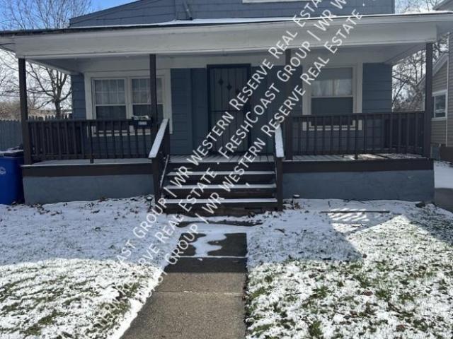 3 Br, 1 bath, Single Family 18530 Underwood Ave