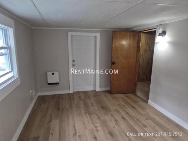 3 Br, 1 bath, Single Family 18 Pheasant Hill Mobile Home Park