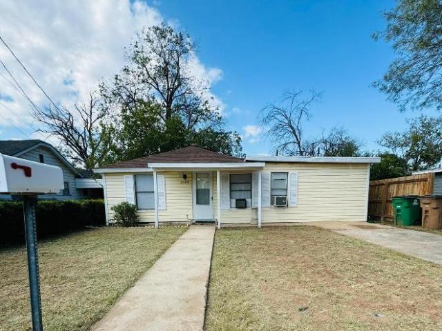 3 Br, 1 bath, Single Family 1908 Coleman St