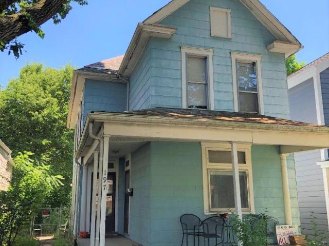 3 Br, 1 bath, Single Family 197 E Patterson Ave