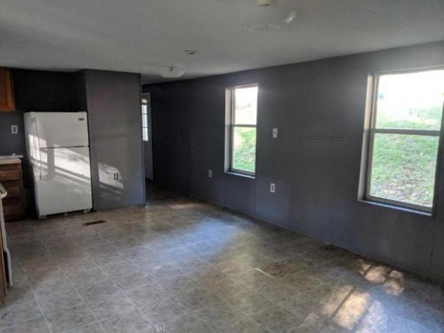 3 Br, 1 bath, Single Family 19 Frederick Rd