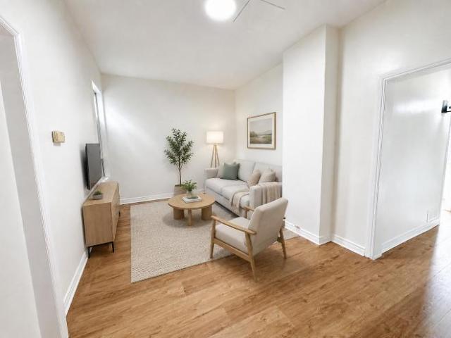 3 Br, 1 bath, Single Family 103 West Avenue North