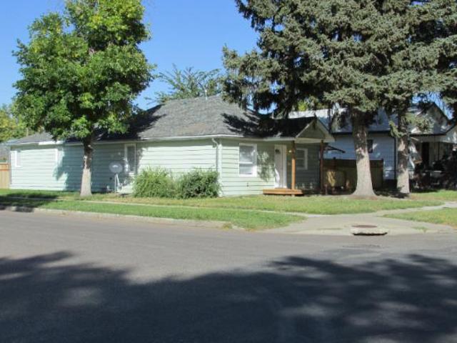 3 Br, 1 bath, Single Family 1001 5th Ave S