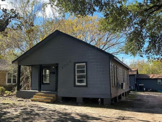 3 Br, 1 bath, Single Family 1005 Defender Street