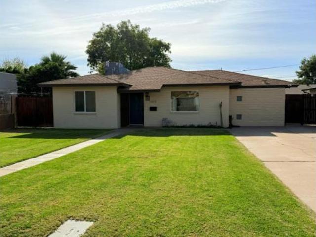 3 Br, 1 bath, Single Family 1015 East Citrus Way