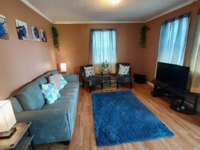 3 Br, 1 bath, Single Family 101 Virginia St