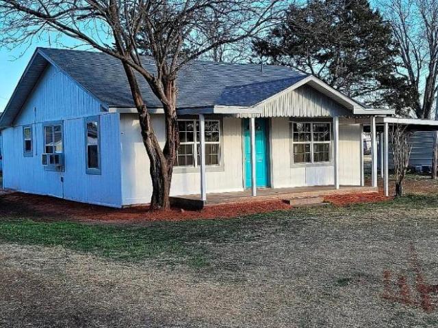 3 Br, 1 bath, Single Family 1023 Wellington Ln