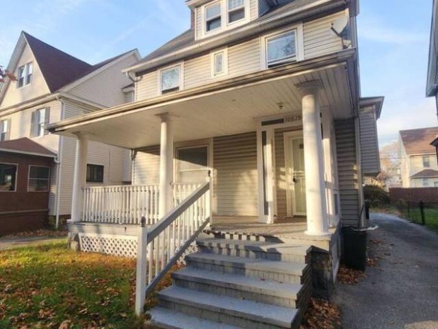 4 Br, 1 bath, Single Family 10615 Tacoma Ave