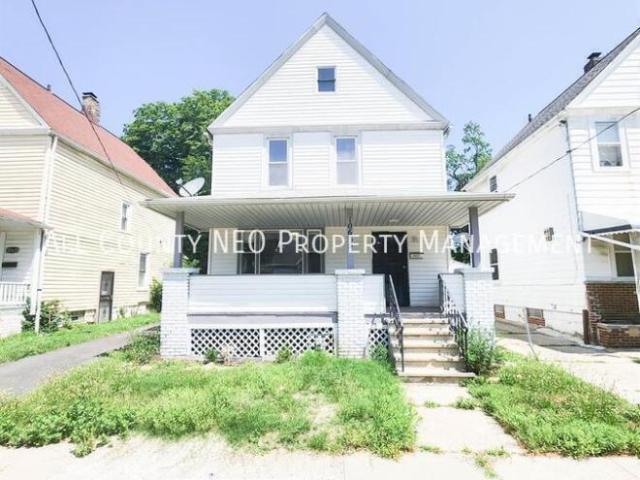 3 Br, 1 bath, Single Family 10639 Dupont Ave