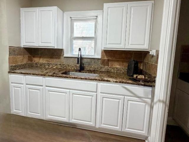 3 Br, 1 bath, Single Family 1067 Rushleigh Rd