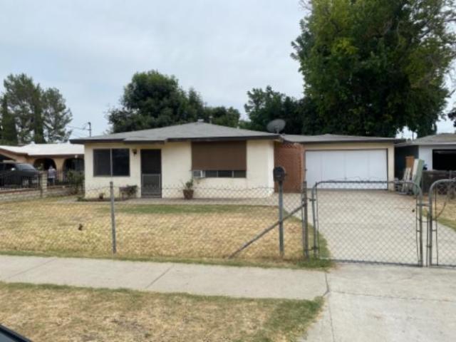 3 Br, 1 bath, Single Family 10860 Freer Street