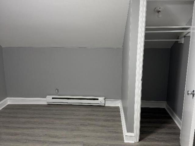 3 Br, 1 bath, Single Family 10 Sacramento St