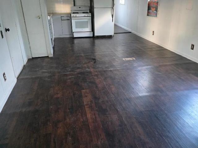3 Br, 1 bath, Single Family 10 9th Ave