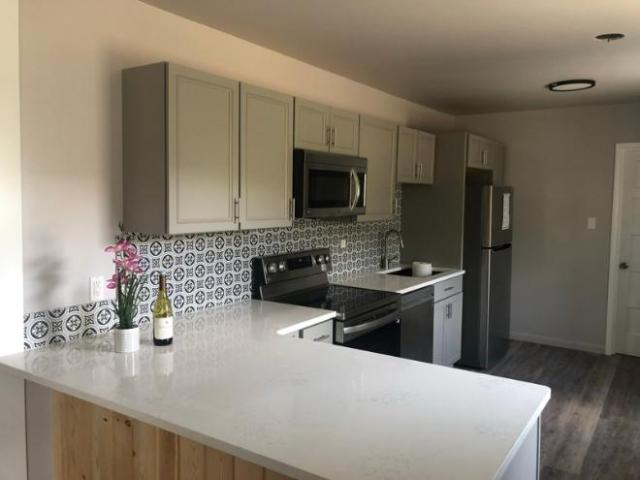 3 Br, 1 bath, Single Family 1102 Spring St