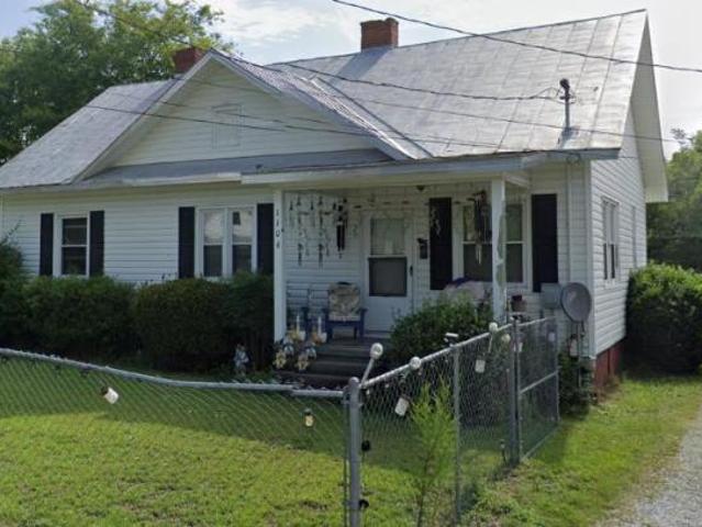 3 Br, 1 bath, Single Family 1106 North George St