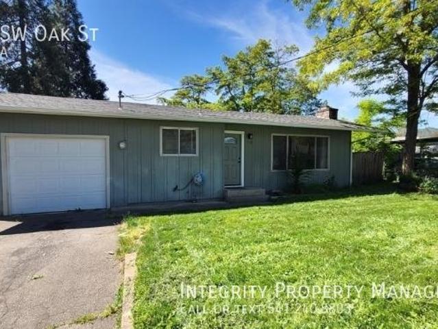 3 Br, 1 bath, Single Family 1108 SW Oak St