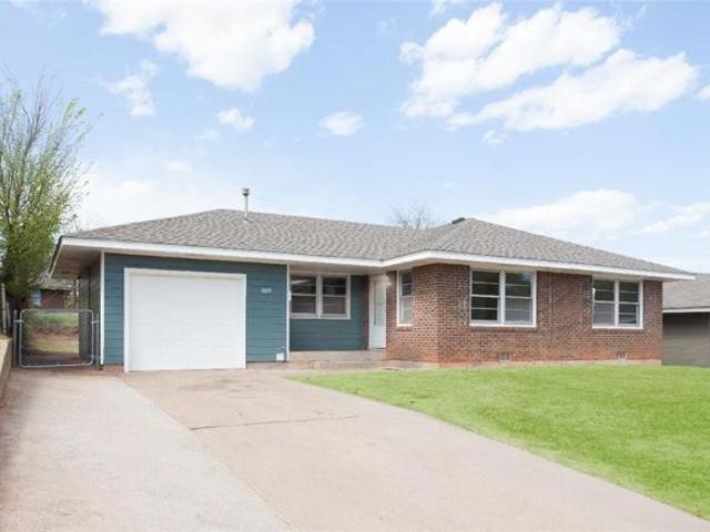 3 Br, 1 bath, Single Family 1109 Nowahy Ave
