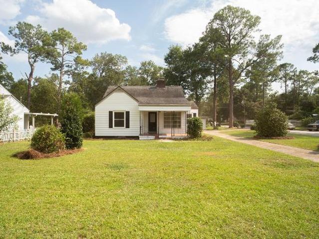3 Br, 1 bath, Single Family 1114 8th Avenue