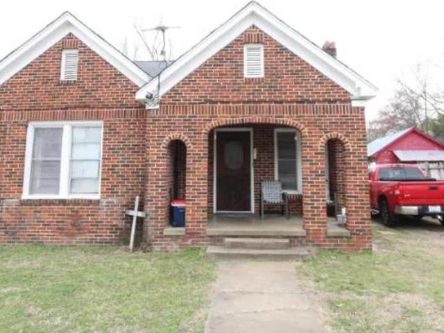 3 Br, 1 bath, Single Family 112 Standish