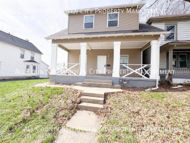 3 Br, 1 bath, Single Family 115 Livingston Ave