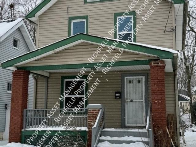 3 Br, 1 bath, Single Family 1182 5th Ave