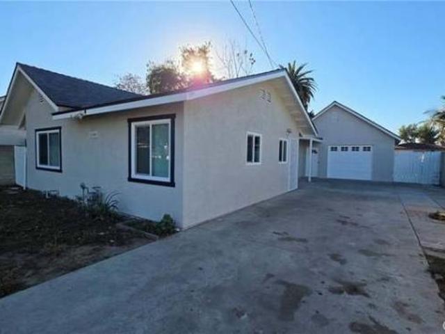 3 Br, 1 bath, Single Family 1186 W 9th St