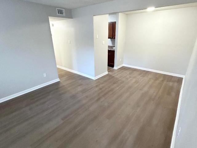 3 Br, 1 bath, Single Family 118 Garr Ln