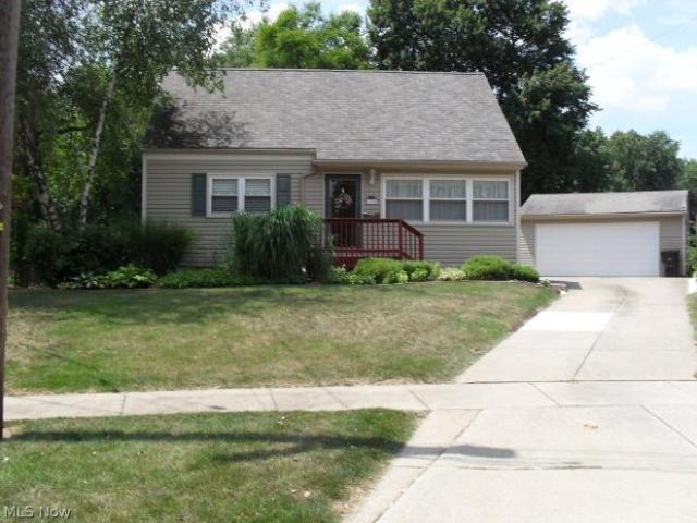 3 Br, 1 bath, Single Family 1194 Hancock Avenue