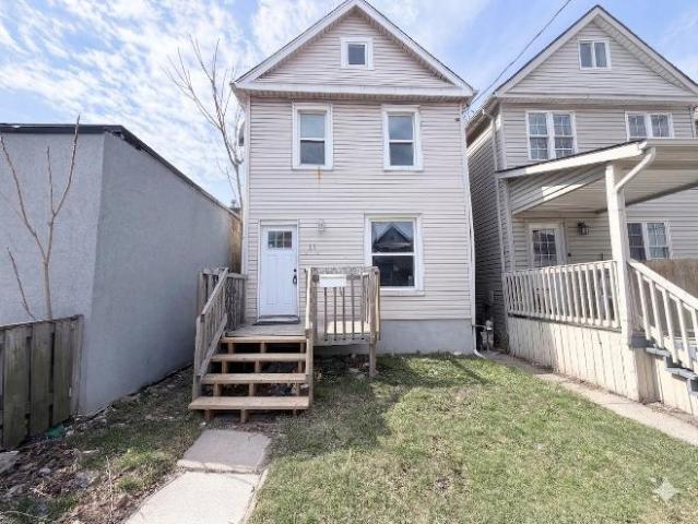 3 Br, 1 bath, Single Family 11 Lincoln St