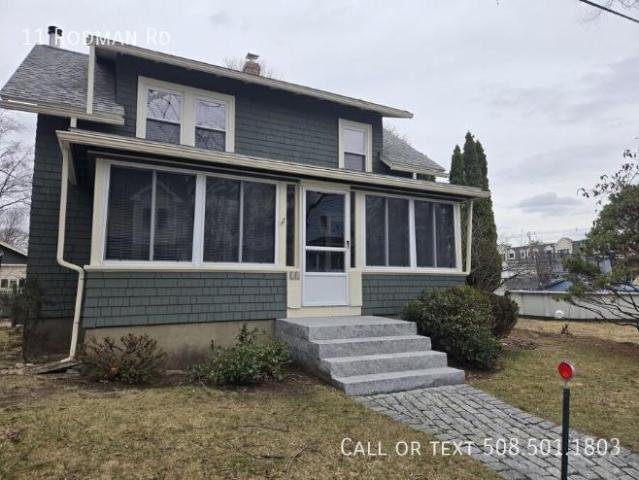 3 Br, 1 bath, Single Family 11 Rodman Rd